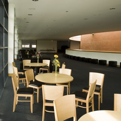 Grove Theatre, Grove Park, Court Drive, Dunstable, LU5 4GP ...