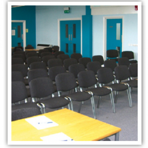 Hornchurch Library, 44 North Street, Hornchurch, rm11 1tb, Essex ...