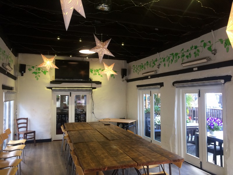 Hop House - The George Inn, 77 High Street, Eton, SL4 6AF, Berkshire ...