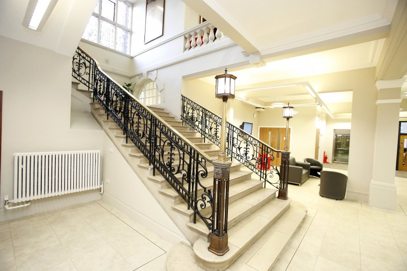 Hendon Town Hall, Hendon Town Hall, The Burroghs, Barnet, NW4 4BG ...