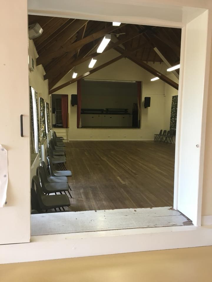 Cowden Memorial, Cowden Memorial Hall, Chantlers Mead, Cowden ...