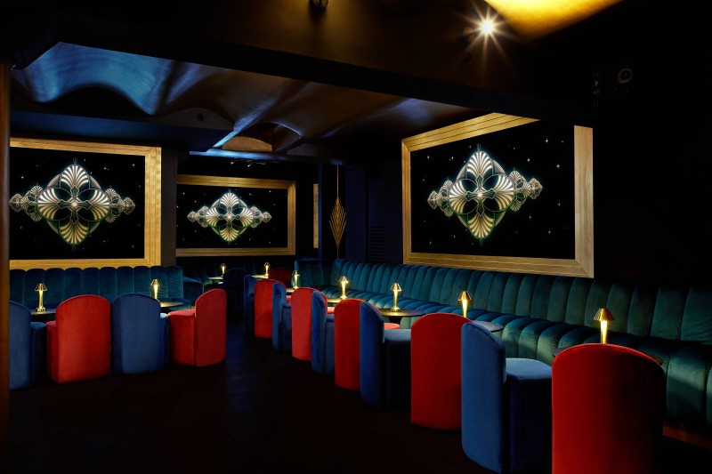 Ricco Lounge 11 Russell Gardens, London, W14 8EZ, London, England For Hire