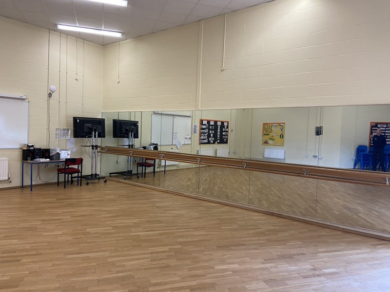 Retford Oaks Academy - Dance Studio, Retford Oaks Academy, Babworth ...